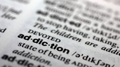 The 4 Stages Of Addiction And When Does Drinking Or Drug Use Turn Into ...